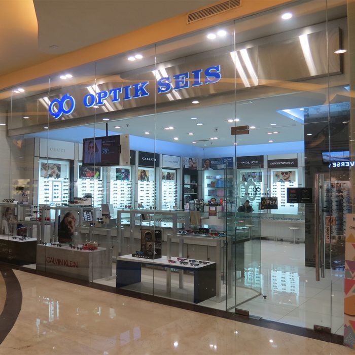 OPTIK SEIS - Grand Metropolitan : Grand Metropolitan