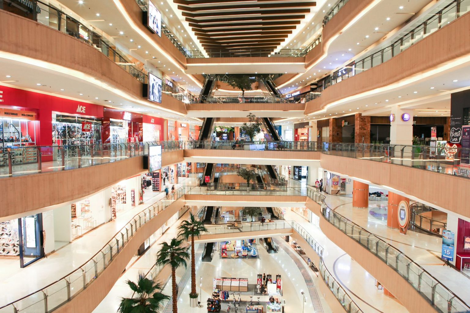 About Us - Grand Metropolitan : Grand Metropolitan