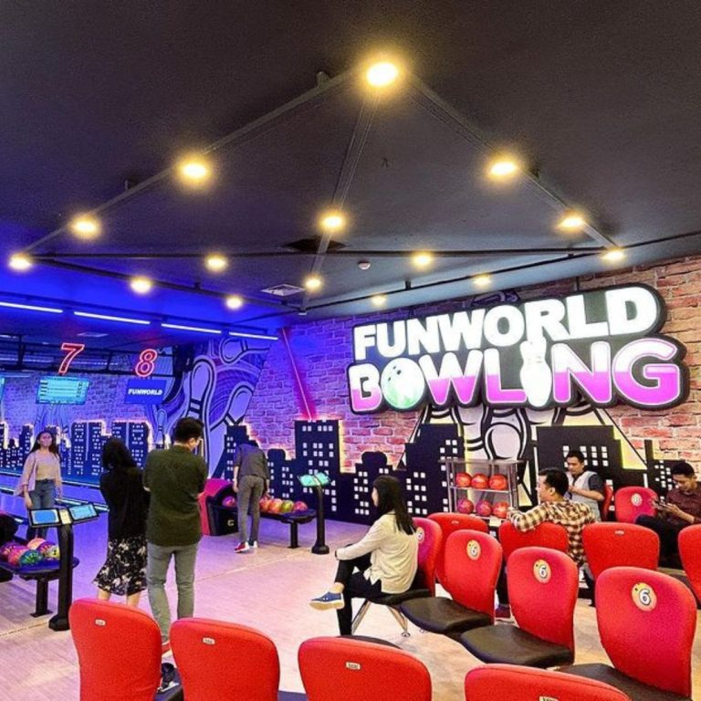 FUNWORLD BOWLING - Grand Metropolitan : Grand Metropolitan